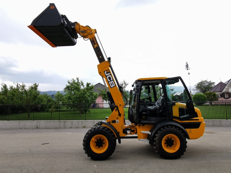 Ostali traktorji, JCB